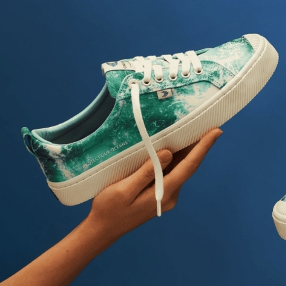 Cariuma | Shoes | New Cariuma Ocean Waves Oca Low Teal Blue Canvas ...